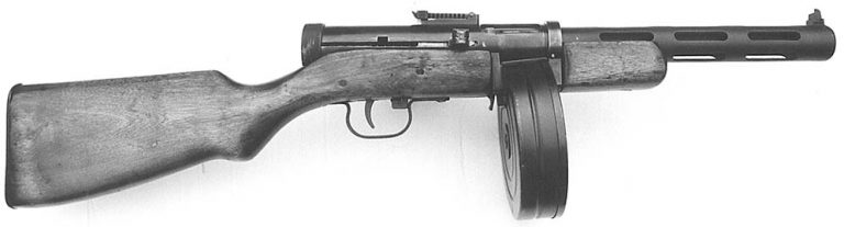 THE RUSSIAN PPD 1940 - Small Arms Review