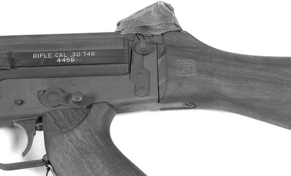 T48 THE AMERICAN FAL RIFLE - Small Arms Review