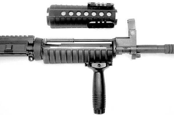 THE COLT M5 CARBINE COLT'S OTHER PISTON CARBINE - Small Arms Review