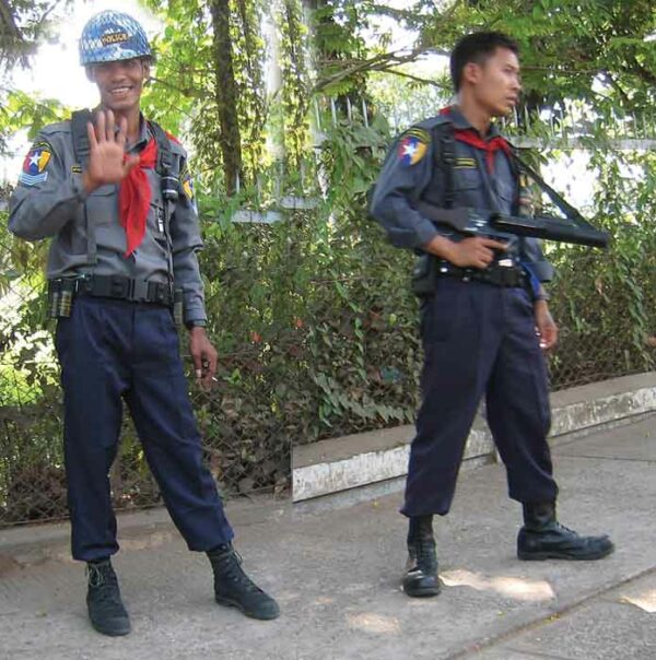 BURMESE SMALL ARMS DEVELOPMENT - Small Arms Review