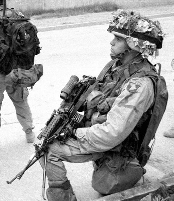 GUNS OF IRAQ - Small Arms Review