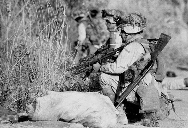 GUNS OF IRAQ - Small Arms Review