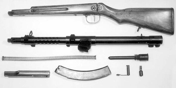 JAPANESE TYPE 100 SUBMACHINE GUN - Small Arms Review