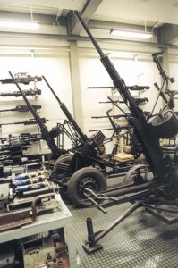 THE HISTORY OF THE MOD PATTERN ROOM - Small Arms Review