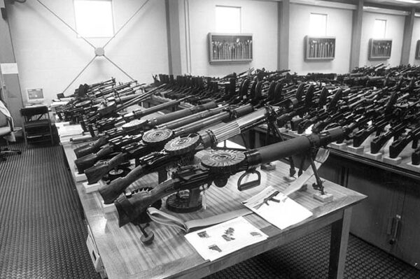 THE HISTORY OF THE MOD PATTERN ROOM - Small Arms Review