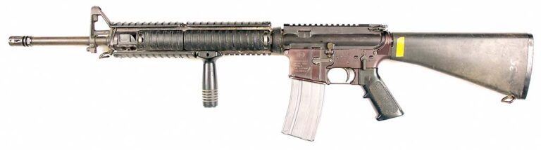 Evolution of the M16 Rifle - Part III: The M16A2 - Small Arms Review
