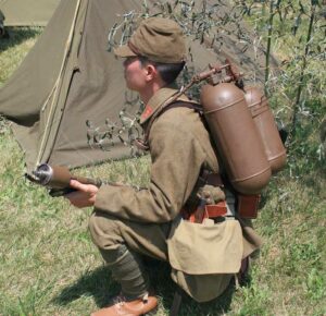 WORLD WAR II JAPANESE FLAMETHROWER - Small Arms Review
