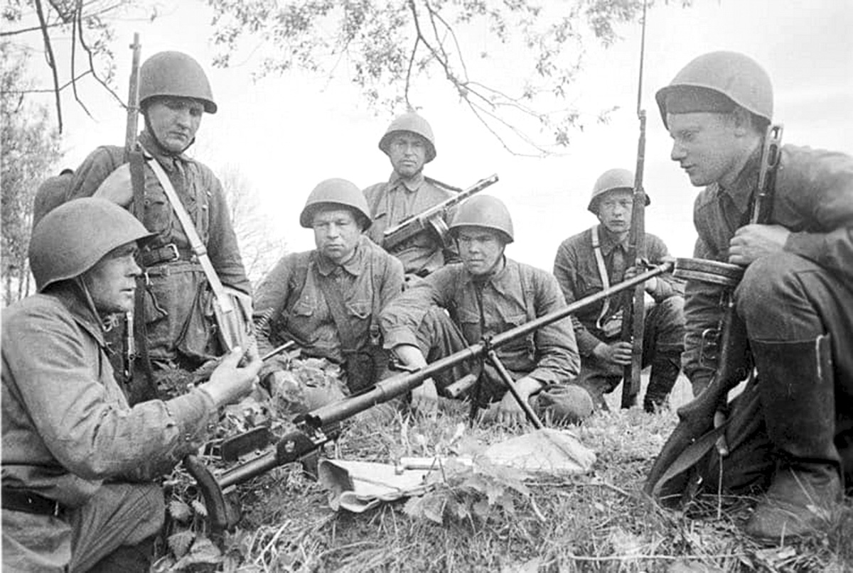 History of Early Russian Anti-Tank Rifles (Part II) – Degtjarjow’s PTRD ...