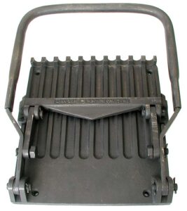 Feeding WW2 U.S. .50 cal. Browning Machineguns: Part II - Small Arms Review