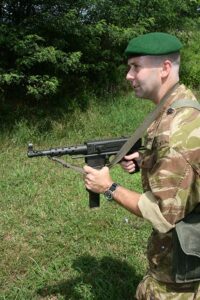 The French MAT 49 Submachine Gun – Small Arms Review