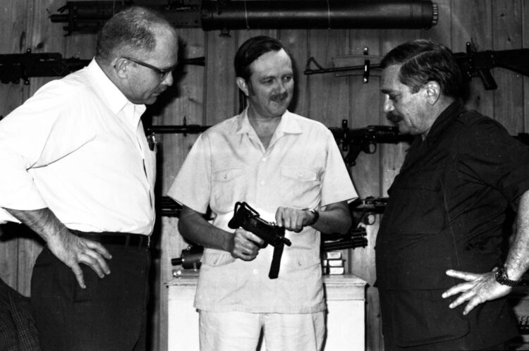 Lage Manufacturing's MAC MAX-10/15 5.56mm Conversion Upper Receivers ...