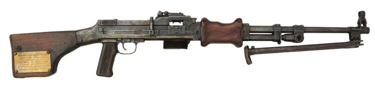 Chinese Type 56 (RPD) War Trophy - Small Arms Review