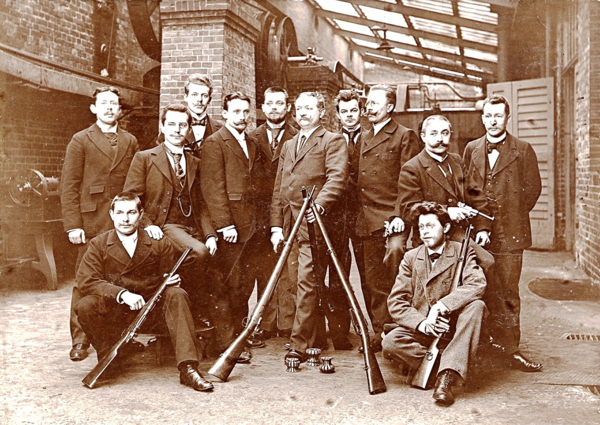 Where in the world is the Luger rifle? - Small Arms Review