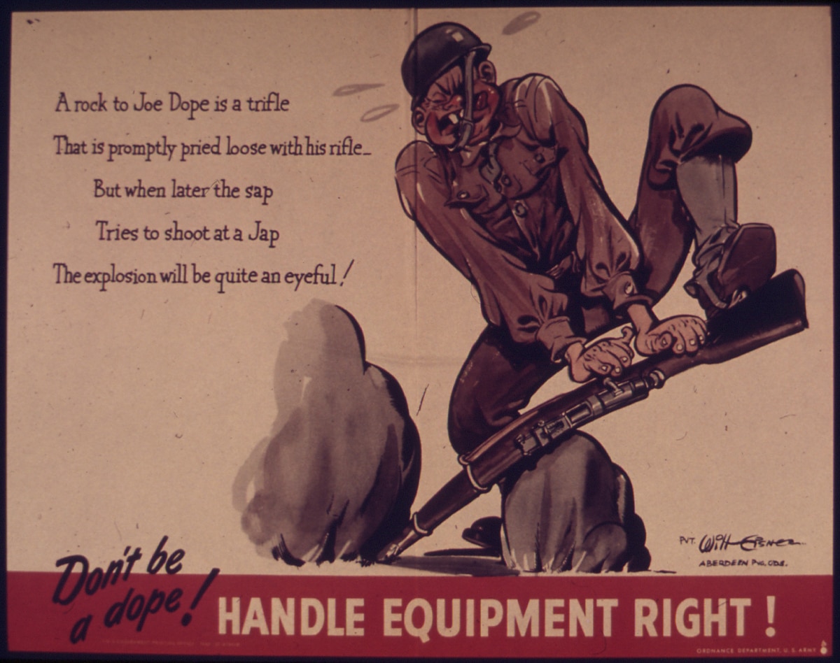 SOME U.S. WWII WEAPONS IN POSTERS - Small Arms Review