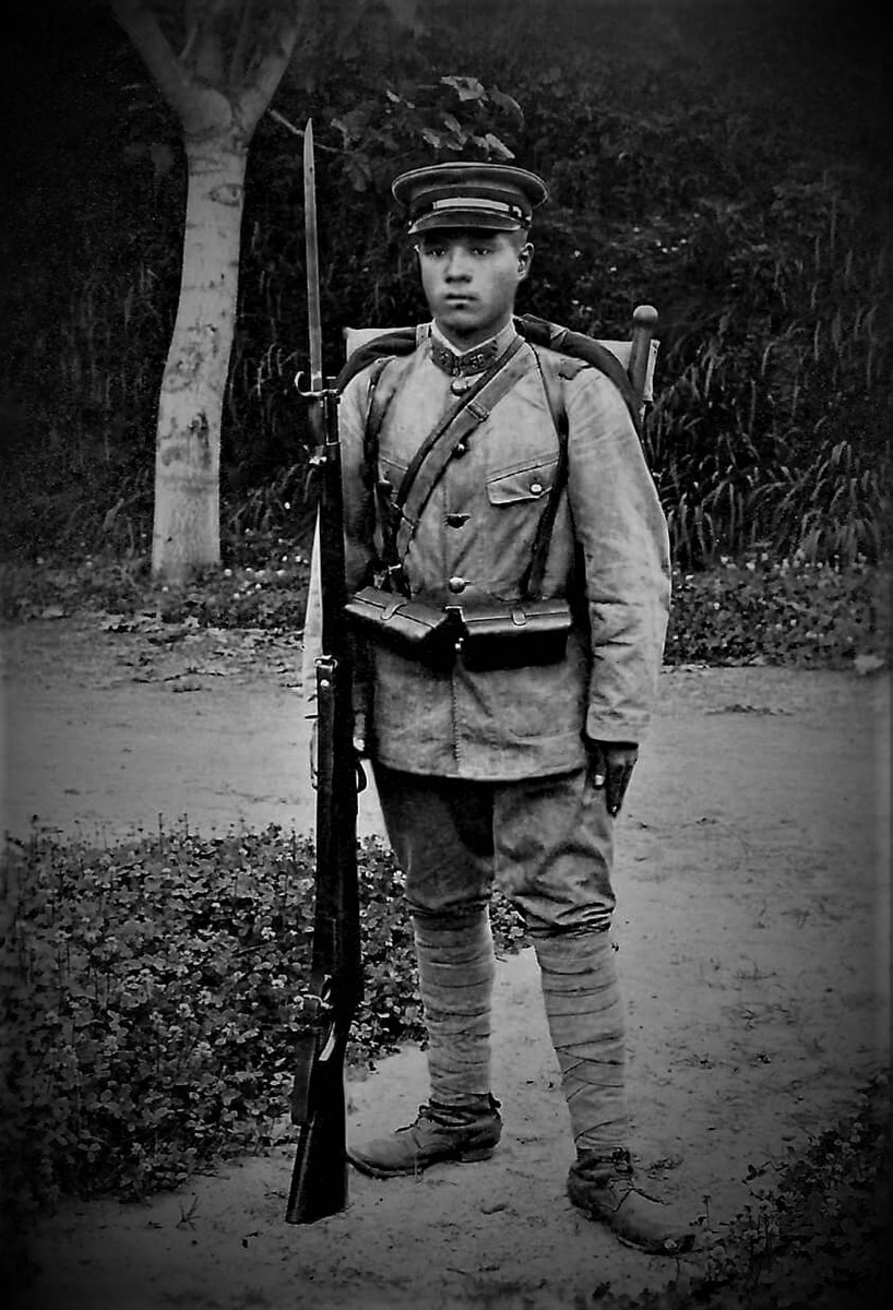 SOME ALLIED AND ENEMY WWII WEAPONS IN POSTERS - Small Arms Review