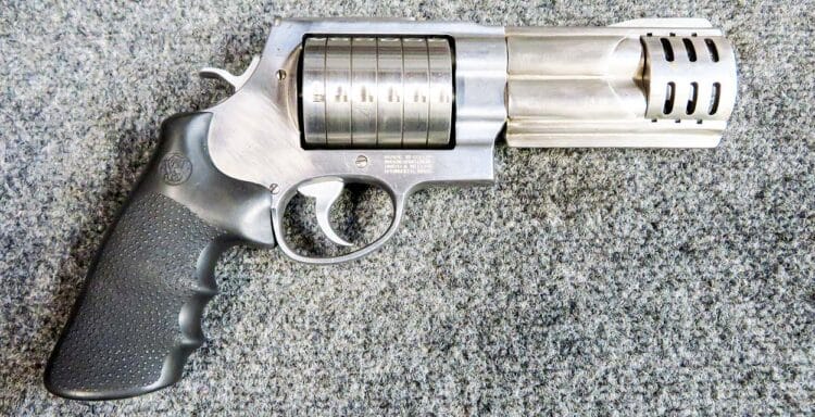 Guns of the Octopus - Small Arms Review