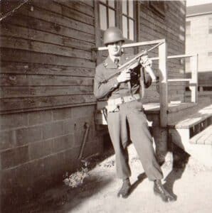 A Brief History of the Submachine Gun—1915 to Today - Small Arms Review