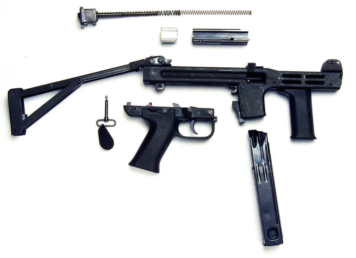 SITES Spectre M4: An Odd Italian Double-Action Sub-Machine Gun - Small ...