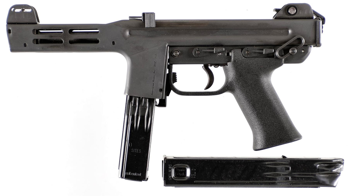 SITES Spectre M4: An Odd Italian Double-Action Sub-Machine Gun - Small ...